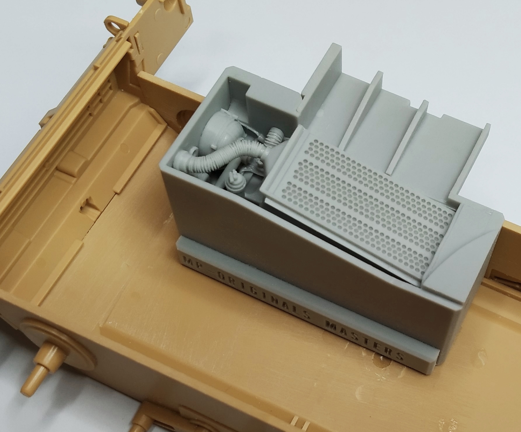 48004 M1A2 Abrams engine filter (easy)